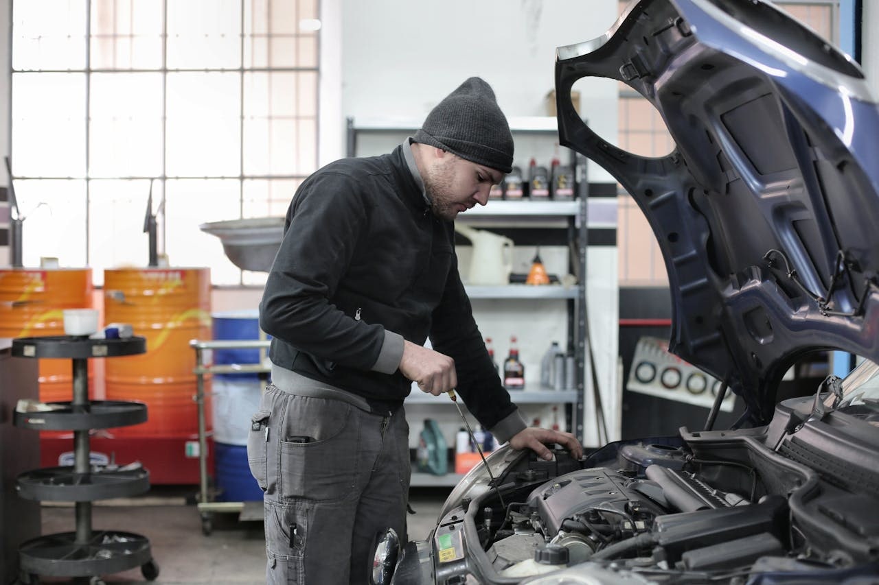 Qualifications for Ford Technician | Sayville Ford Blog